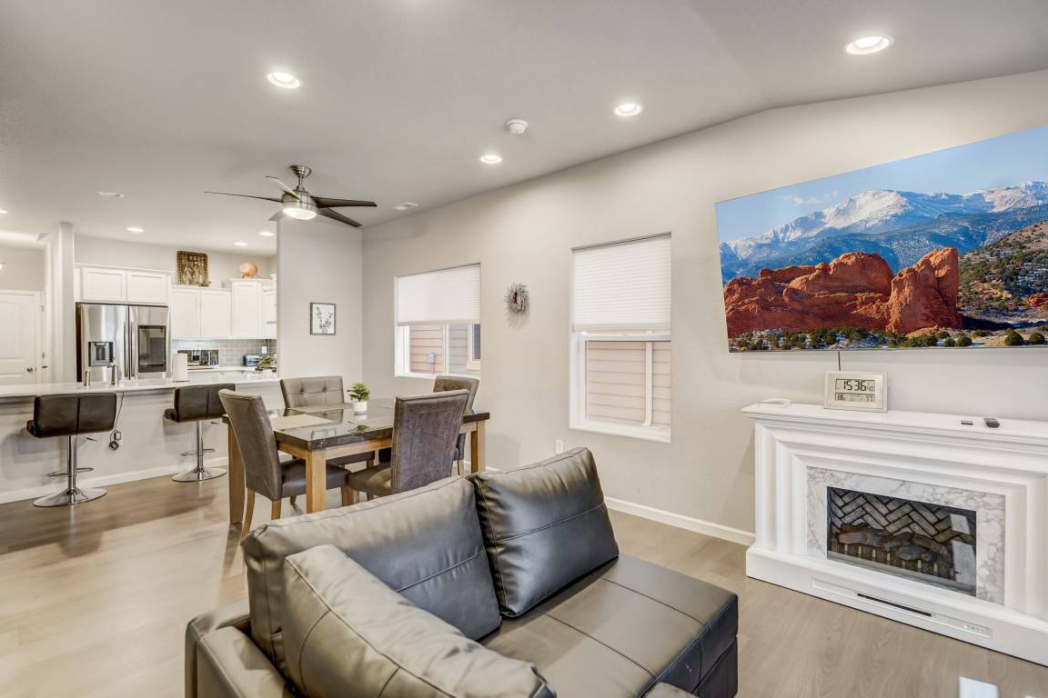 Apartamento ∙ 2 Quartos ∙ 6 Hóspedes - Colorado Springs, CO