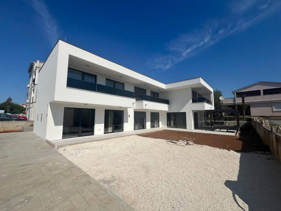79 M² Ferienwohnung ∙ 2 Schlafzimmer ∙ 5 Gäste - Medulin
