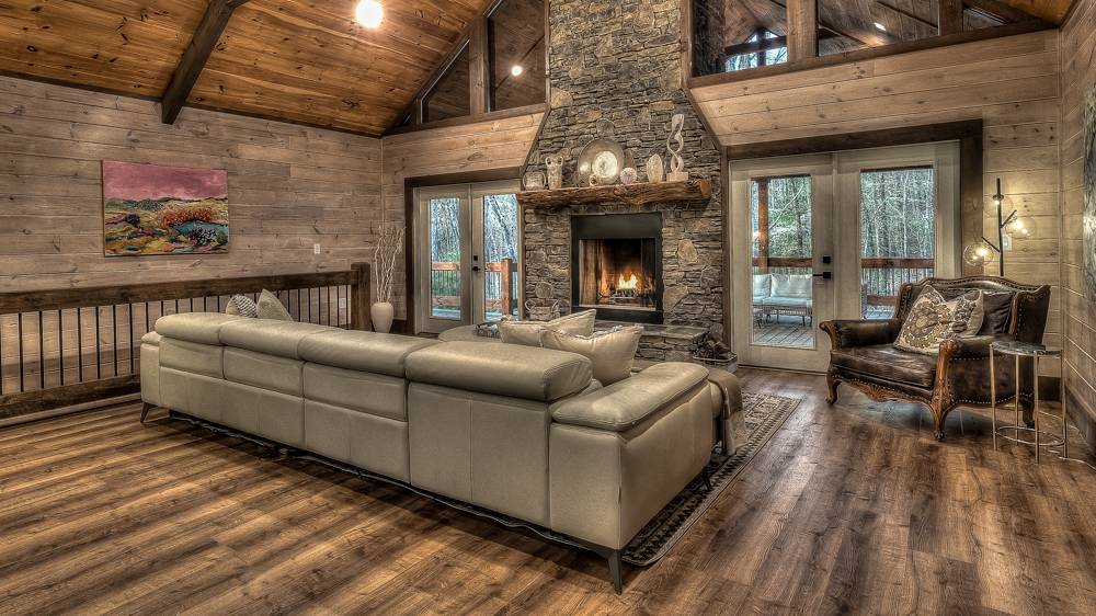 House ∙ 4 Bedrooms ∙ 10 Guests - Blue Ridge, GA