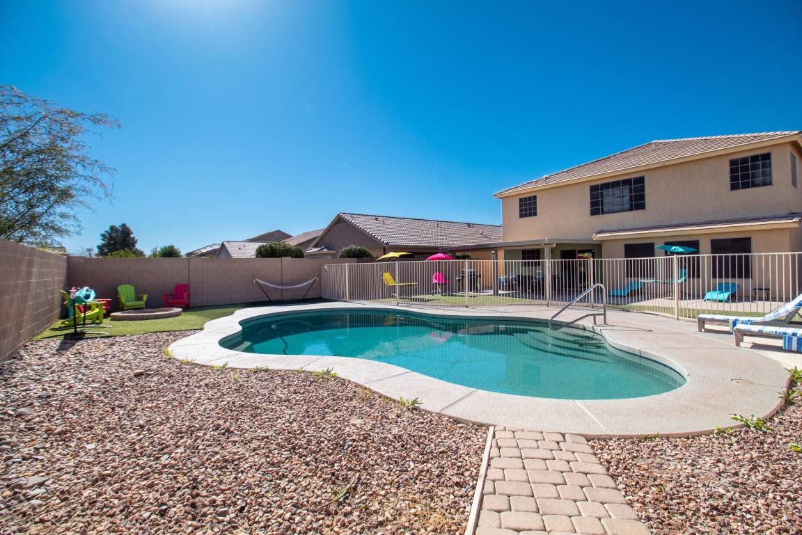 253 M² House ∙ 4 Bedrooms ∙ 10 Guests - Casa Grande, AZ