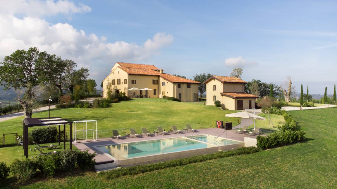400 M² Villa ∙ 5 Bedrooms ∙ 10 Guests - Emilia-Romagna