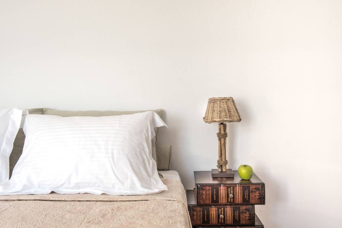 Villa ∙ 5 Bedrooms ∙ 10 Guests - Santorini