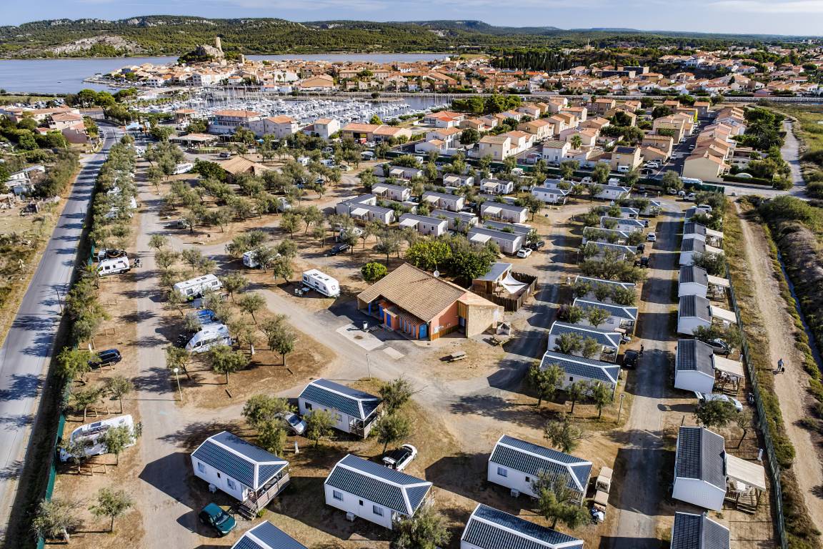 37 M² Camping ∙ 4 Chambres ∙ 10 Personnes - Saint-Pierre-la-Mer