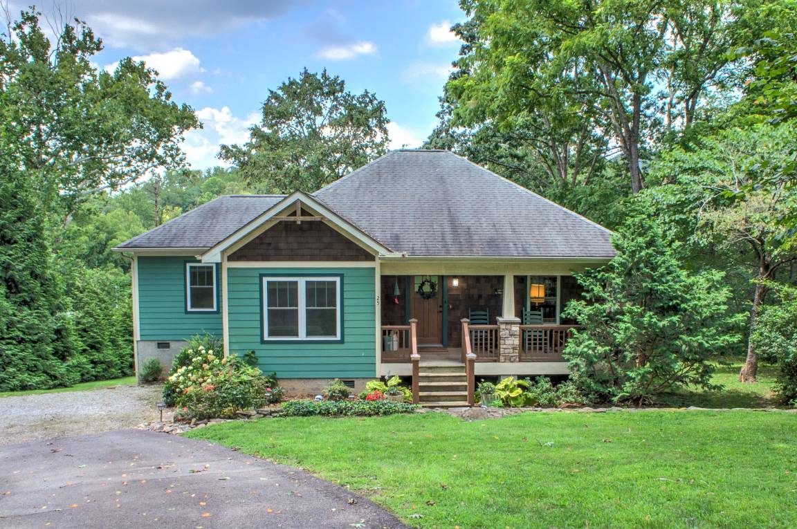 125 M² House ∙ 3 Bedrooms ∙ 4 Guests - Asheville, NC