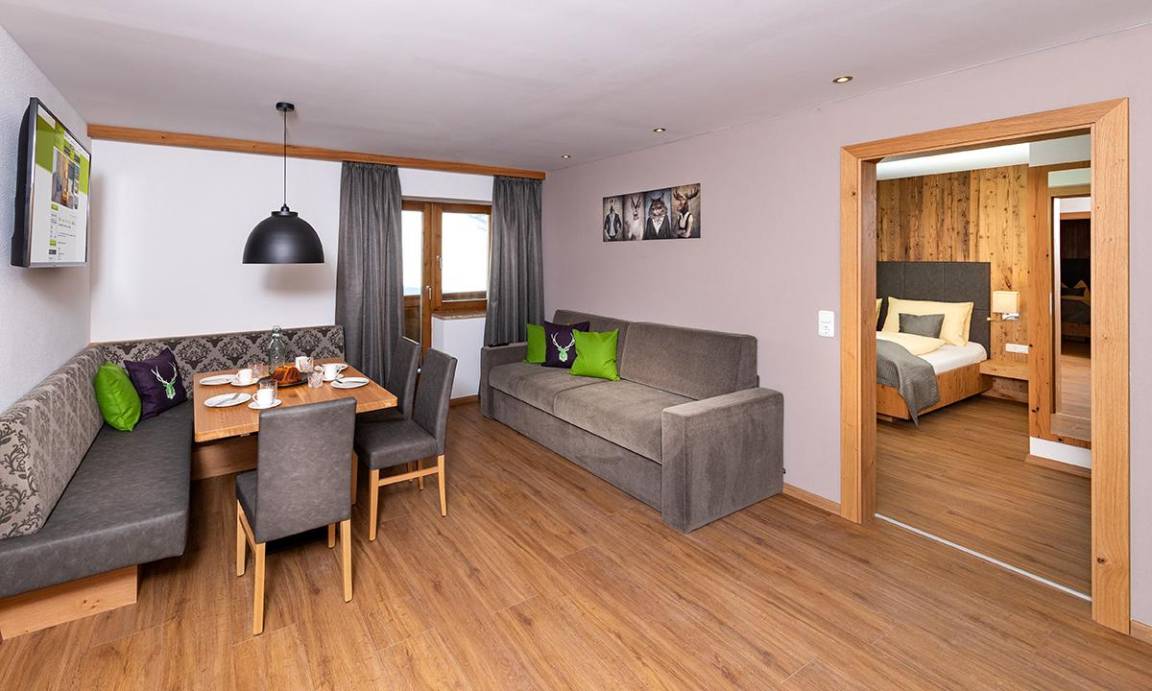 58 M² Ferienwohnung ∙ 2 Schlafzimmer ∙ 5 Gäste - Dienten am Hochkönig