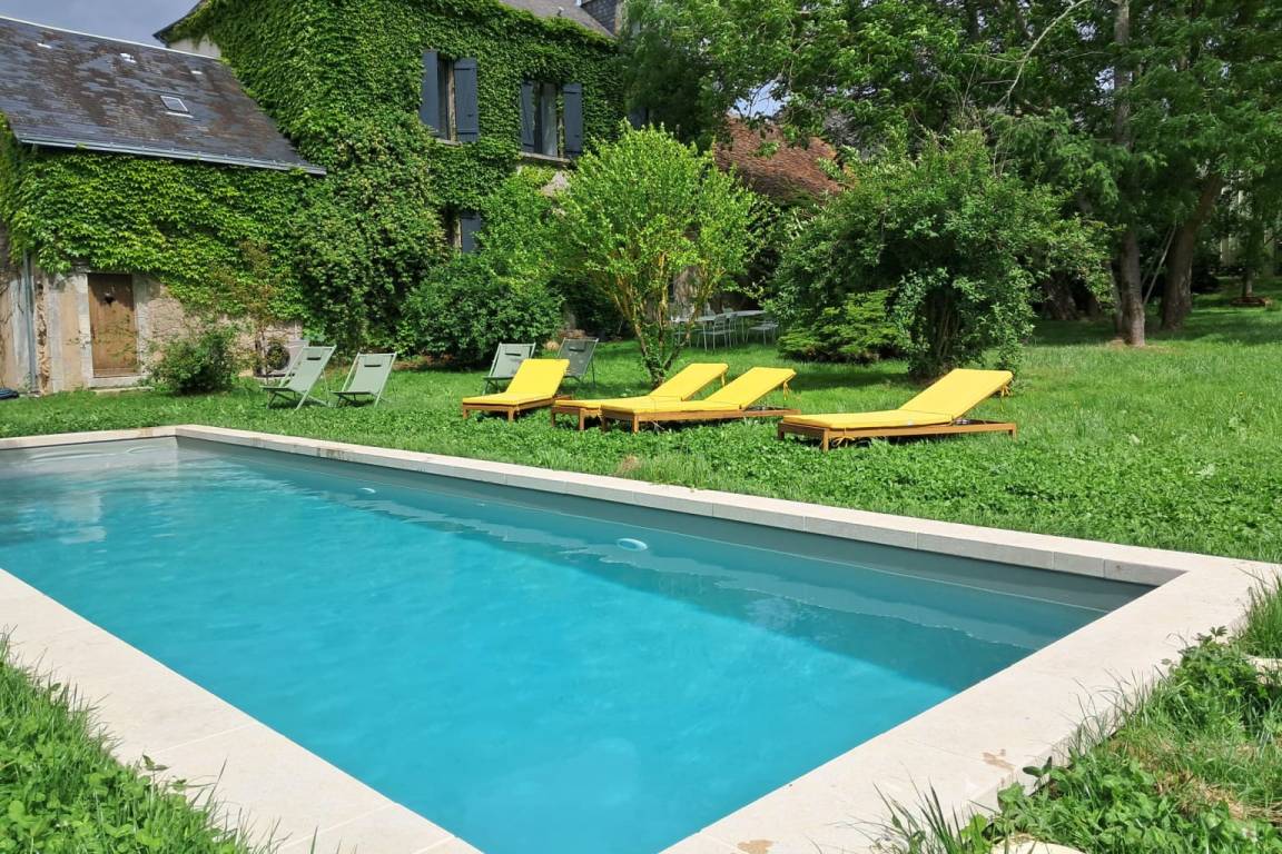 160 M² Maison De Vacances ∙ 4 Chambres ∙ 8 Personnes - Argenton-sur-Creuse