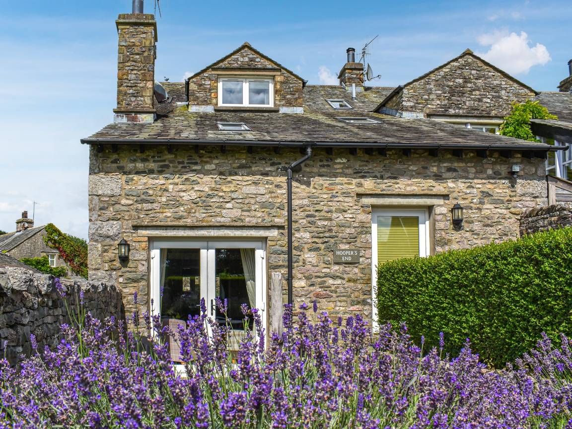 Cottage ∙ 4 Bedrooms ∙ 9 Guests - Kendal