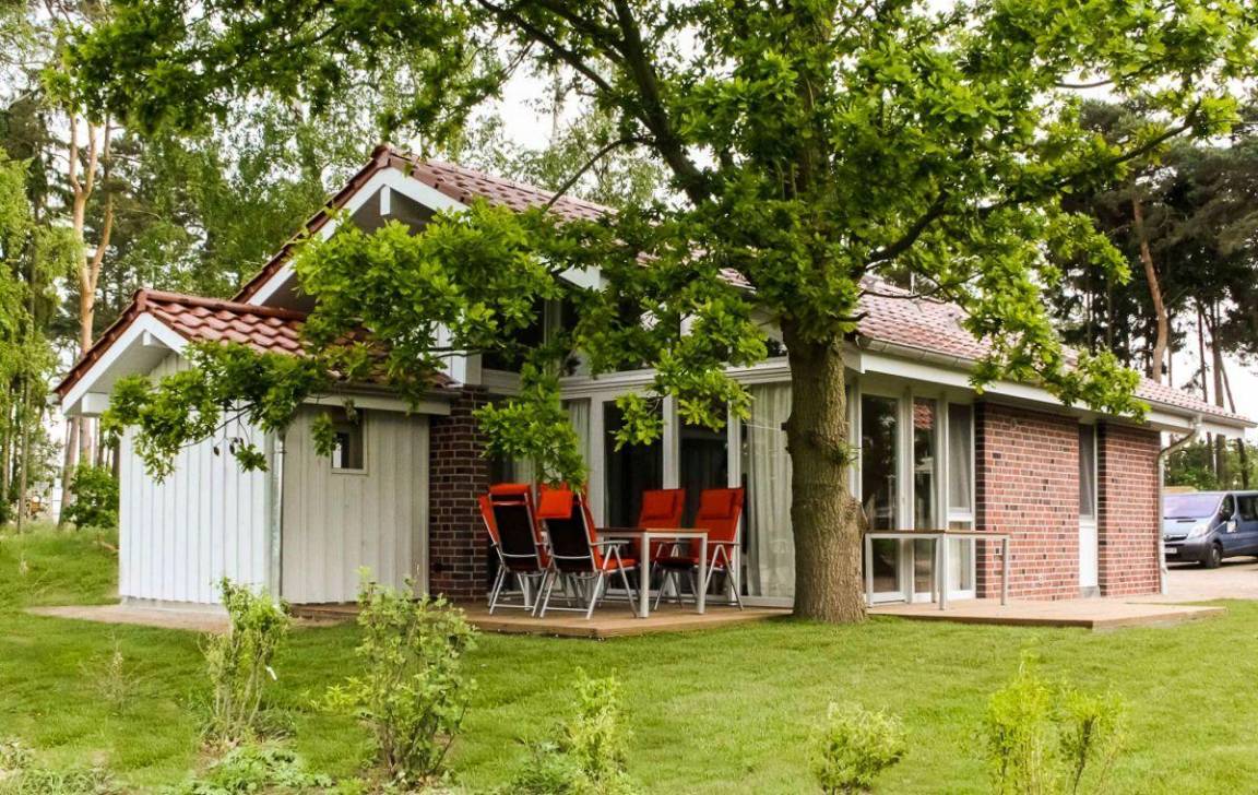 67 M² Ferienhaus ∙ 2 Schlafzimmer ∙ 4 Gäste - Müritz