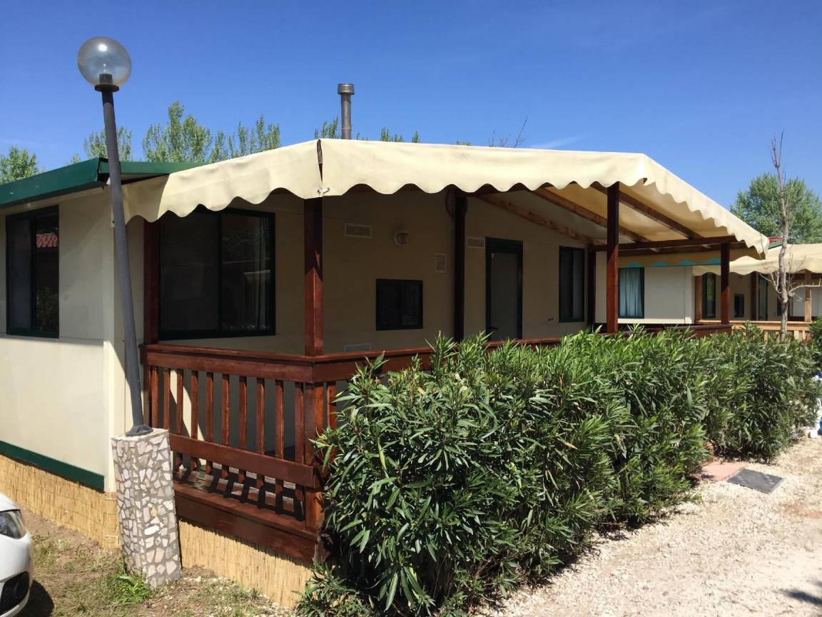 35 M² Apartament ∙ 2 Sypialnie ∙ 5 Gości - Viareggio