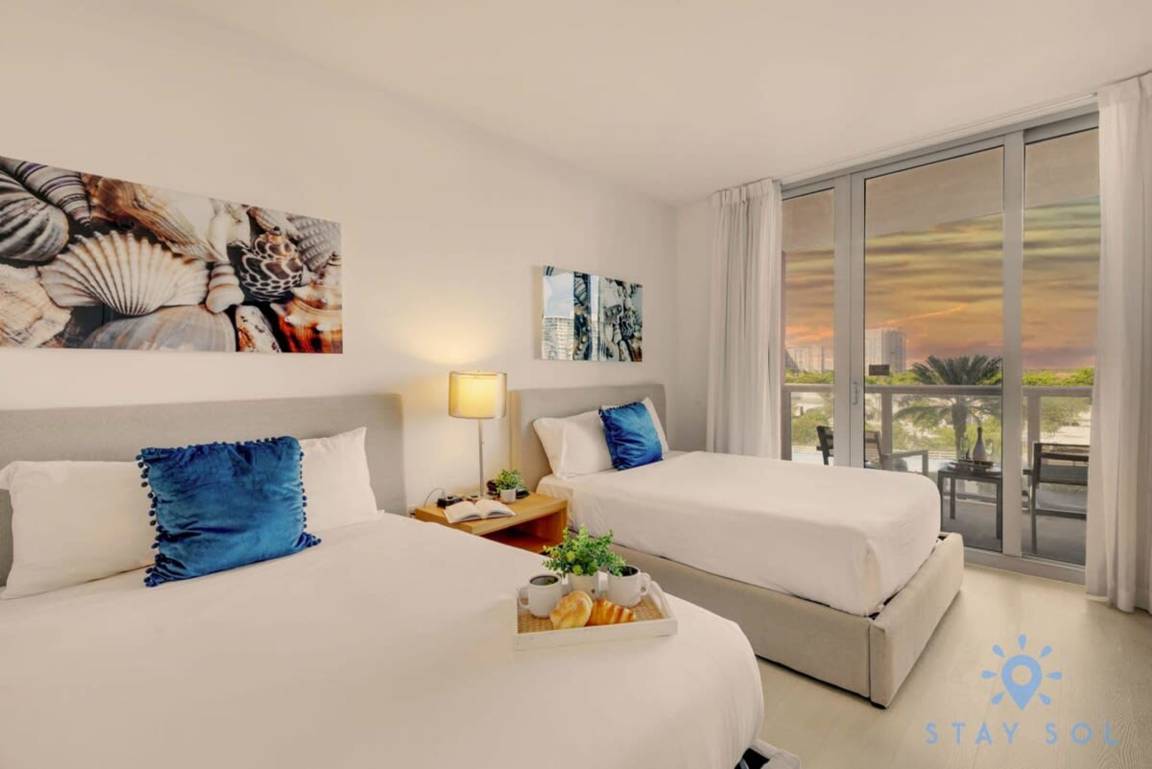 Apartment ∙ 4 Guests - Hallandale Beach, FL