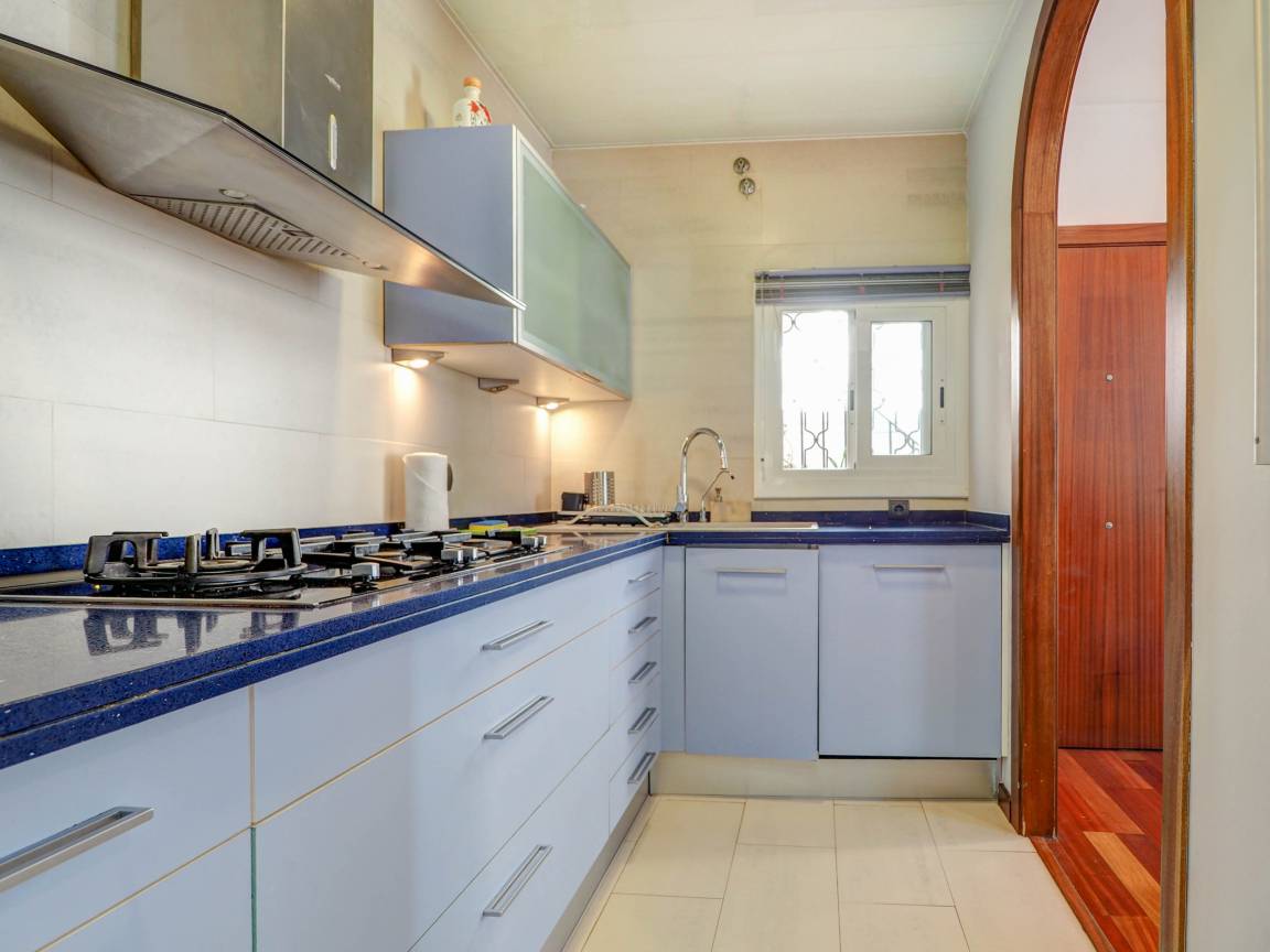 100 M² Apartamento ∙ 2 Habitaciones ∙ 4 Huéspedes - Sitges