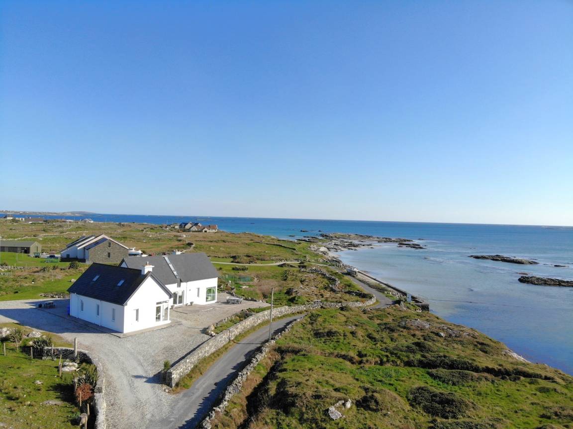 232 M² House ∙ 5 Bedrooms ∙ 10 Guests - Clifden