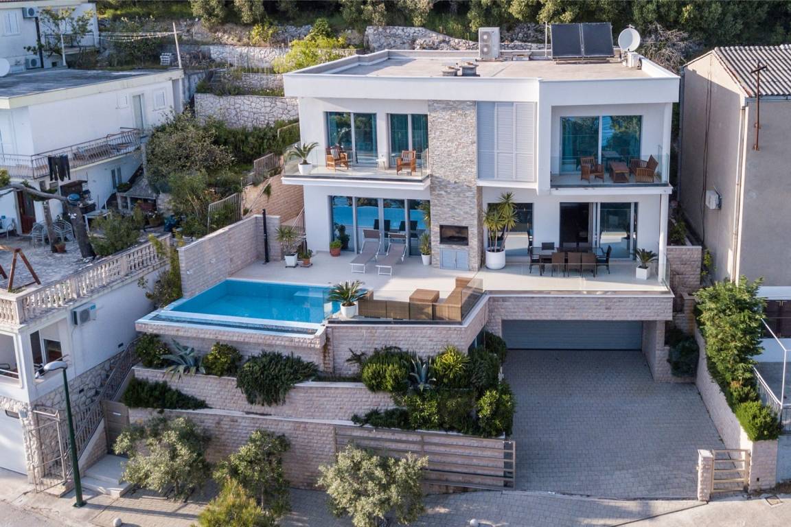 260 M² Villa ∙ 5 Schlafzimmer ∙ 10 Gäste - Drvenik