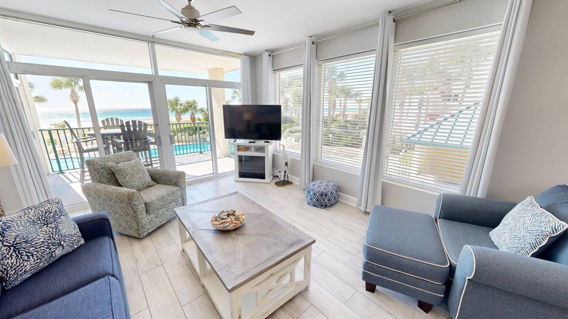 150 M² Condo ∙ 3 Bedrooms ∙ 10 Guests - Destin, FL