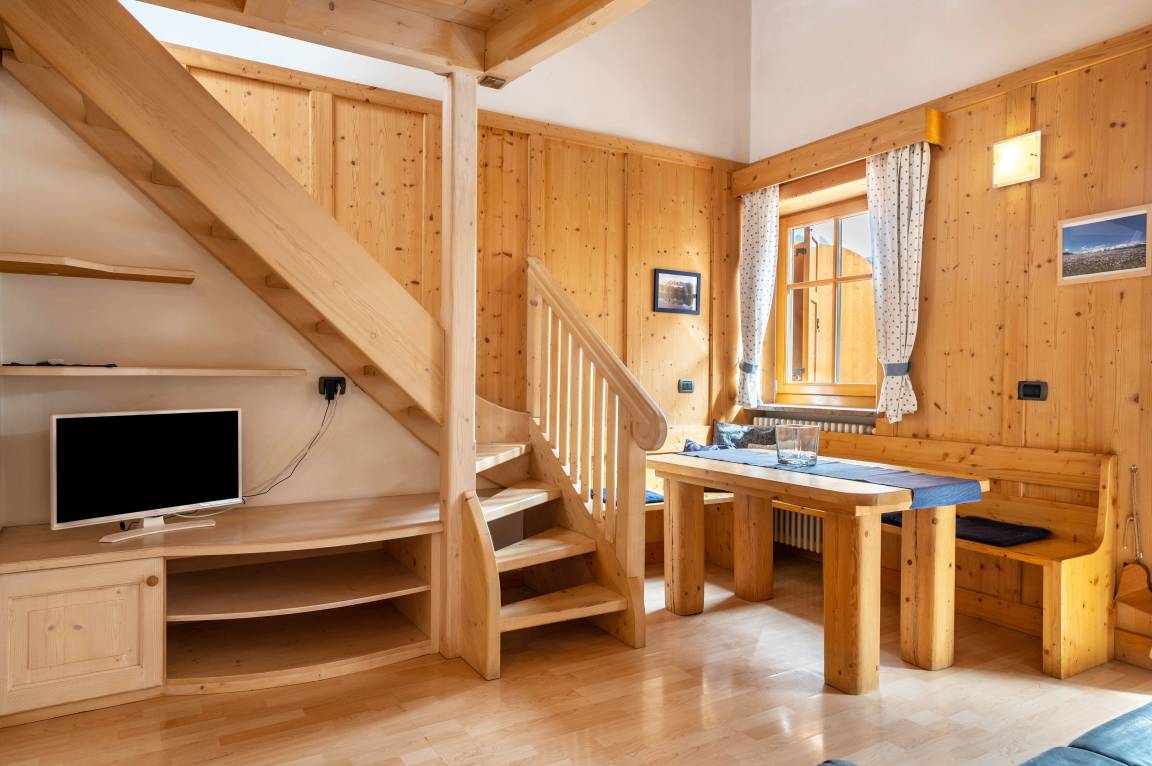 70 M² Appartamento Vacanza ∙ 2 Camere Da Letto ∙ 4 Ospiti - Canazei