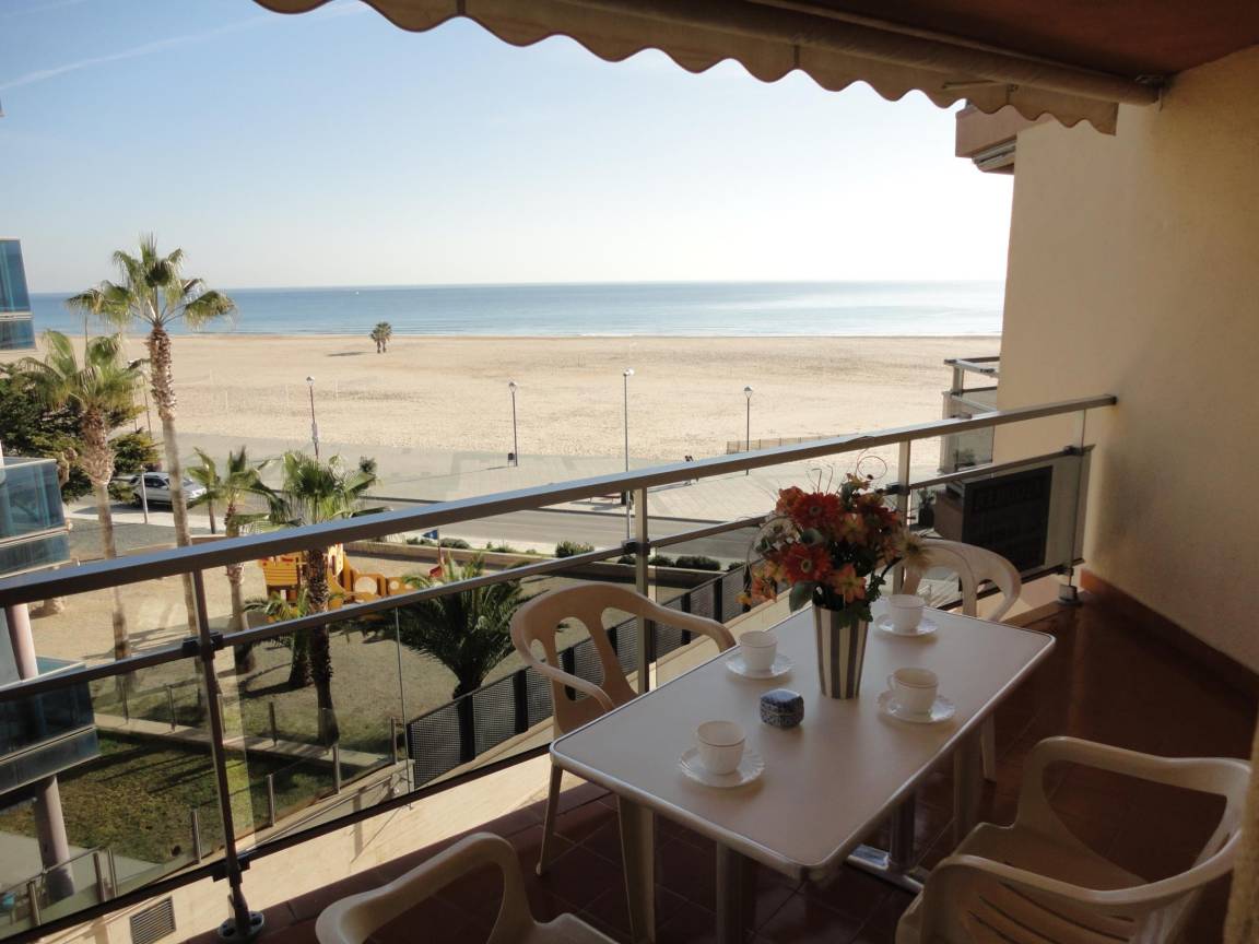 60 M² Apartamento ∙ 2 Habitaciones ∙ 4 Huéspedes - Altafulla