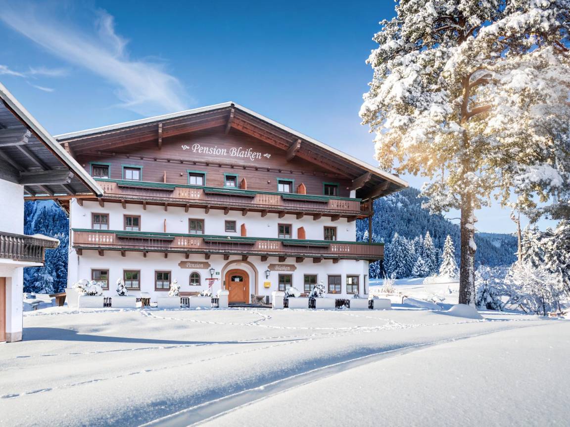 600 M² Ferienhaus ∙ 16 Schlafzimmer ∙ 32 Gäste - Wilder Kaiser