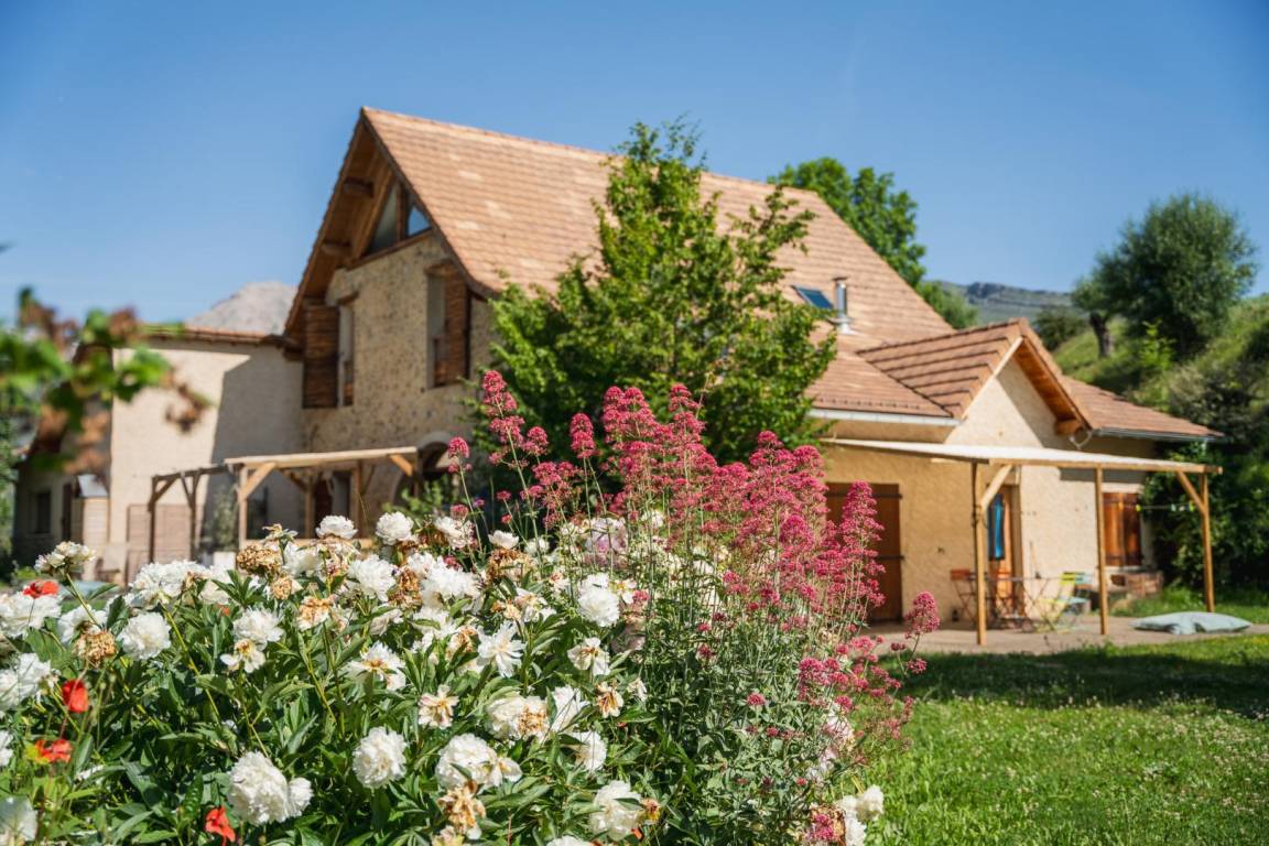 60 M² Gîte ∙ 2 Chambres ∙ 4 Personnes - Gap
