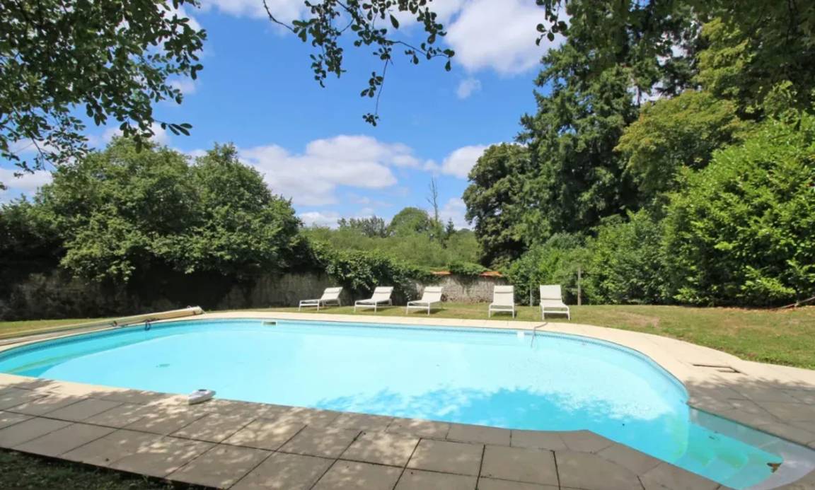 400 M² Villa ∙ 8 Chambres ∙ 15 Personnes - Parc Bellevue