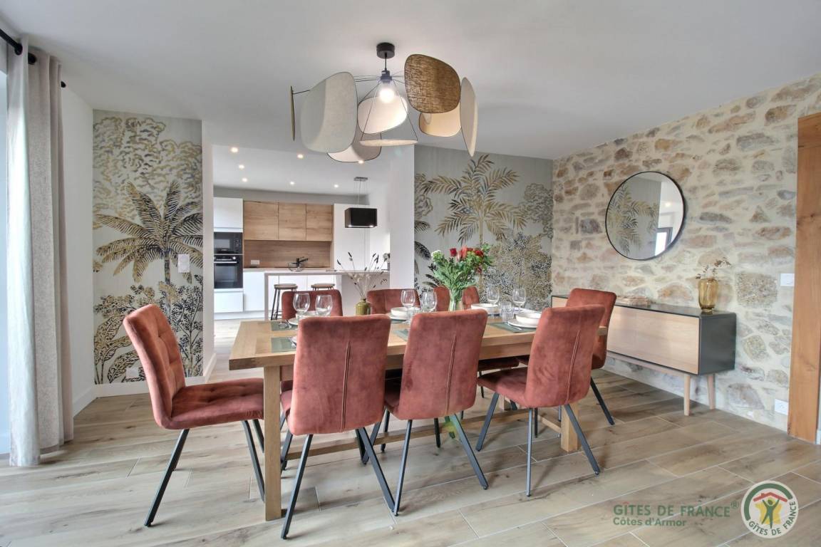 106 M² Gîte ∙ 4 Chambres ∙ 8 Personnes - Trégastel