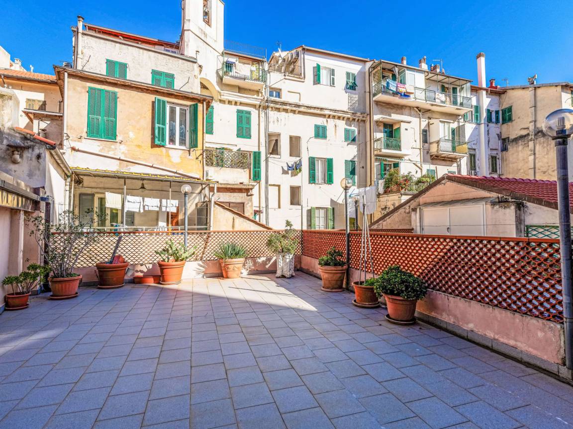 70 M² House ∙ 1 Bedroom ∙ 4 Guests - Sanremo