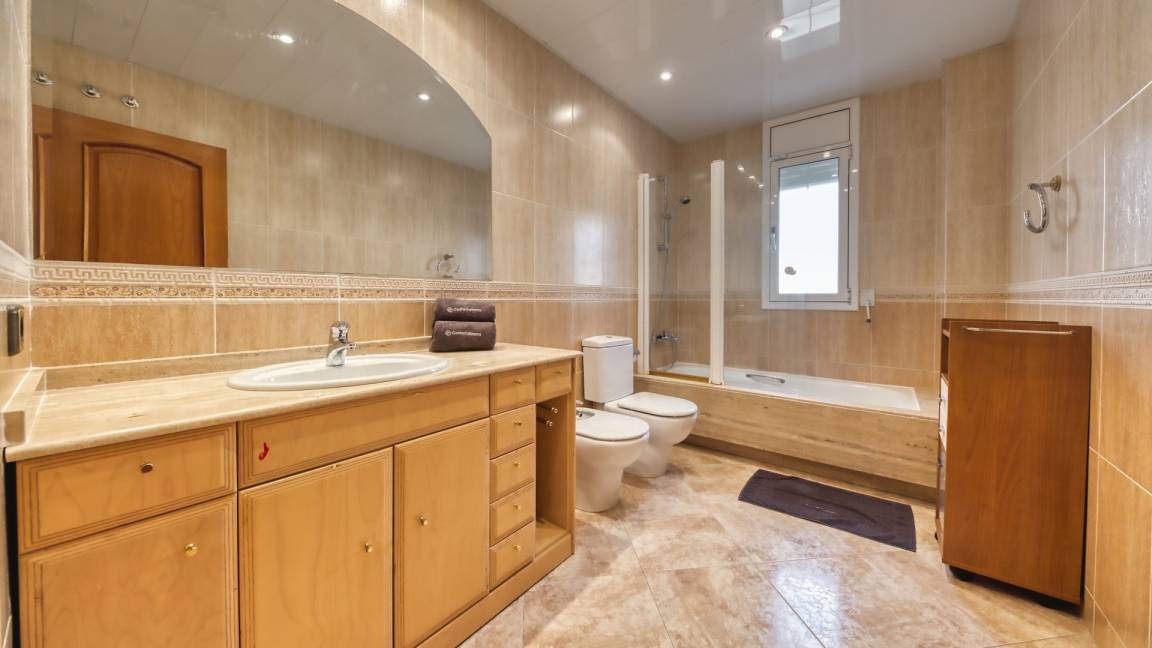 190 M² Villa ∙ 4 Bedrooms ∙ 10 Guests - Lloret de Mar