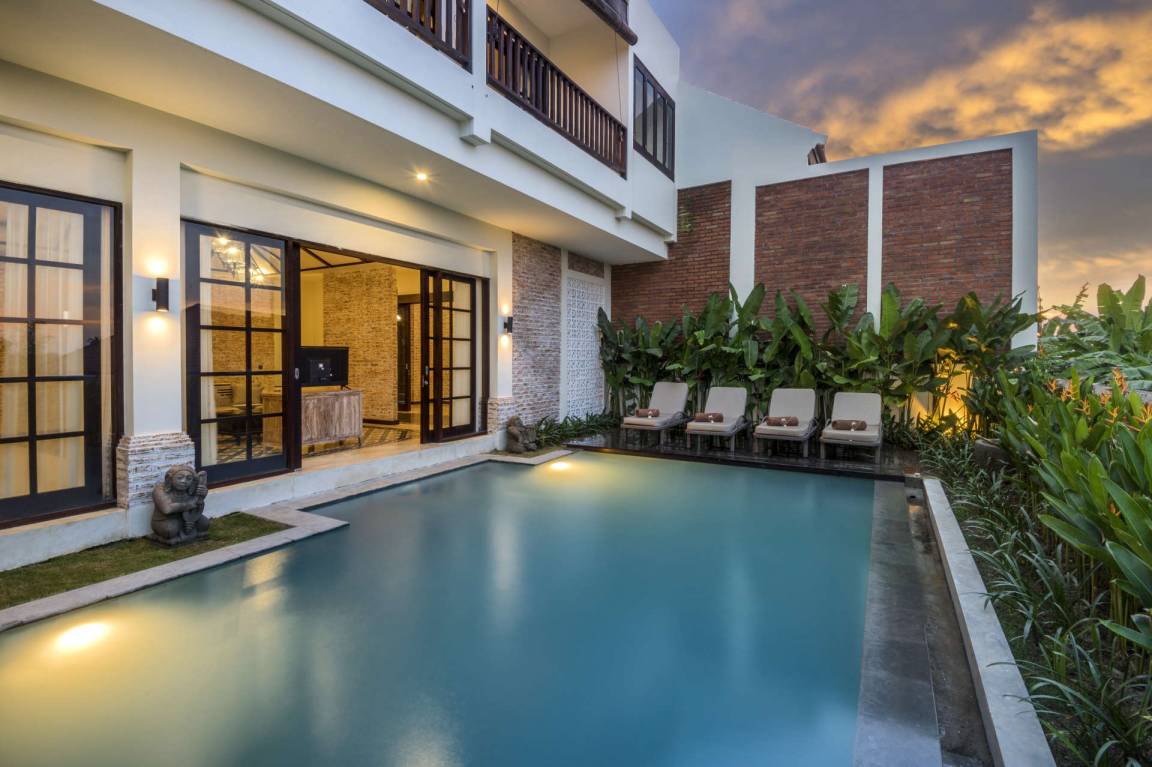300 M² Villa ∙ 2 Bedrooms ∙ 4 Guests - Canggu
