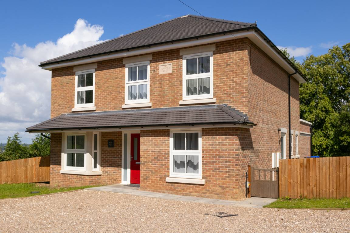 125 M² House ∙ 5 Bedrooms ∙ 10 Guests - Tutbury Castle