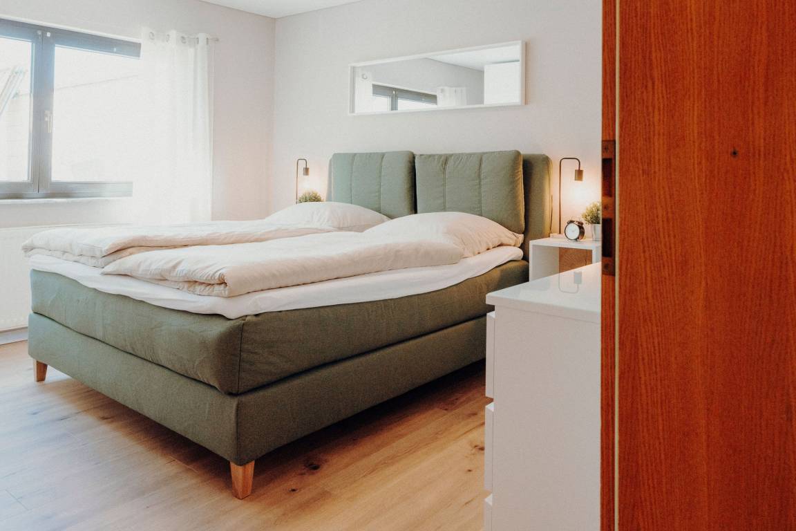Ferienwohnung ∙ 1 Schlafzimmer ∙ 4 Gäste - Saarlouis