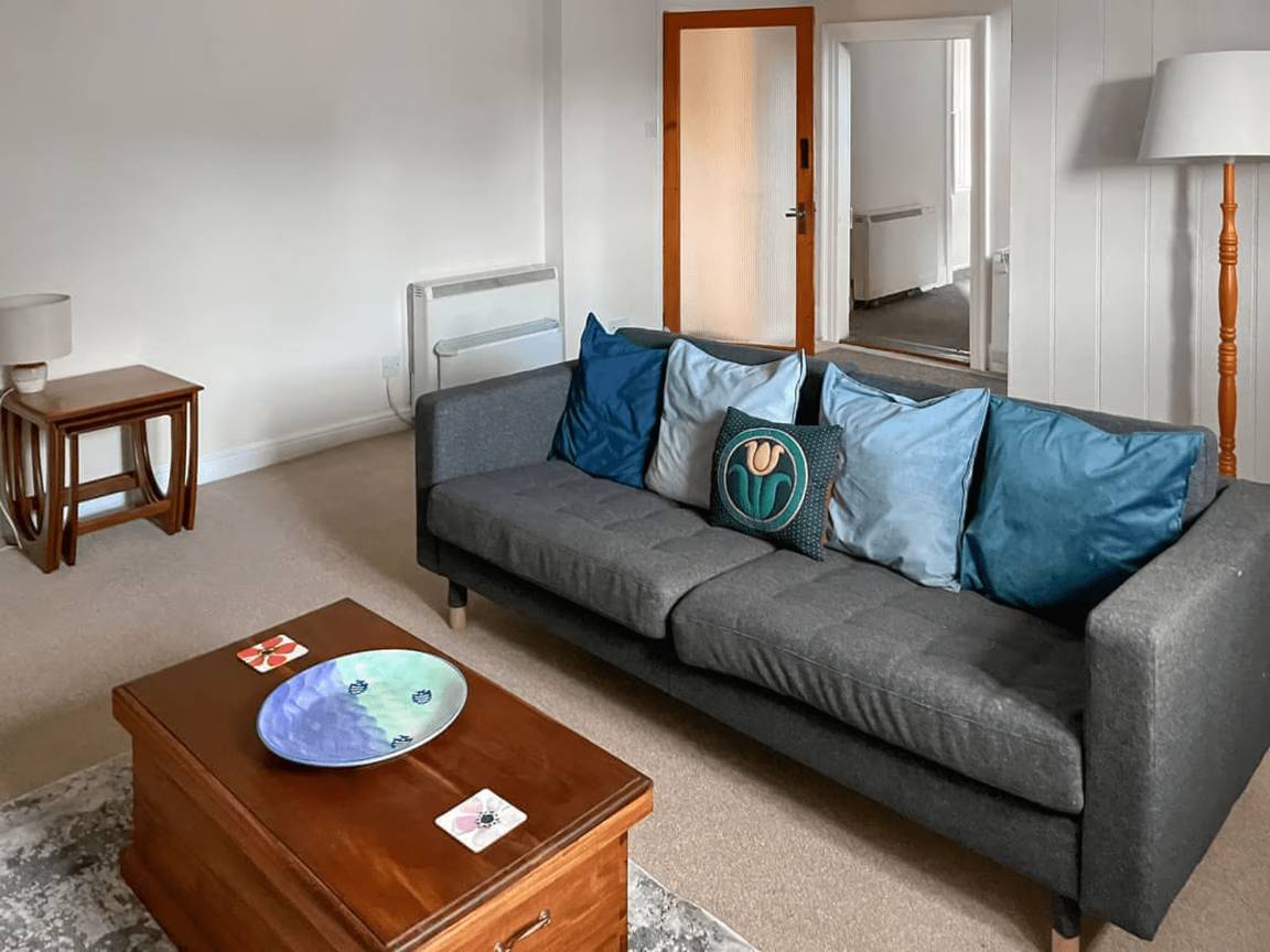 111 M² Apartment ∙ 2 Bedrooms ∙ 4 Guests - Dornoch