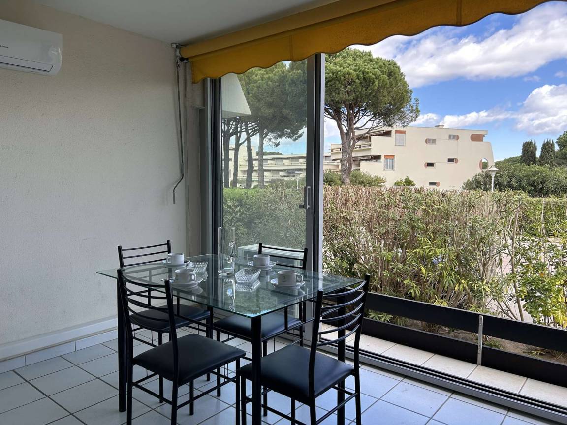 25 M² Studio ∙ 1 Chambre ∙ 4 Personnes - Plage Sud - Le Grau-du-Roi