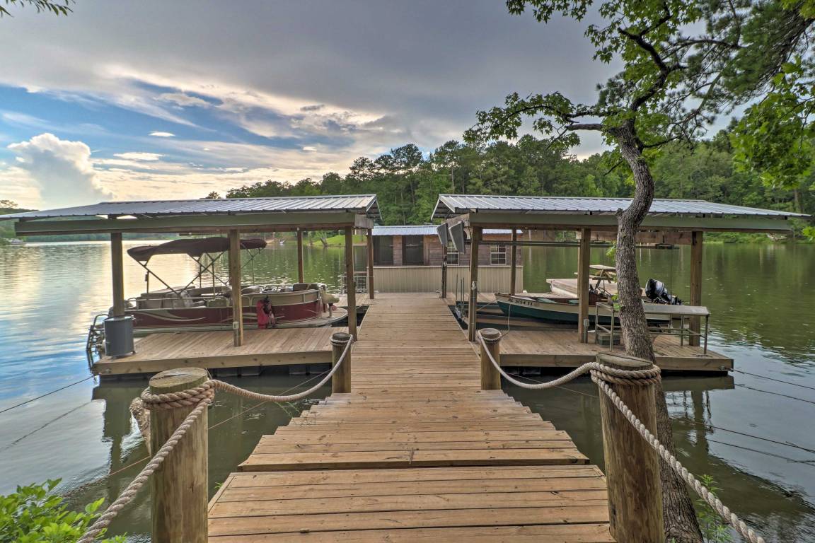 111 M² House ∙ 2 Bedrooms ∙ 6 Guests - Lake Martin, AL