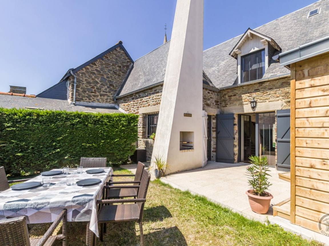 100 M² Cottage ∙ 2 Bedrooms ∙ 4 Guests - Mont Saint-Michel