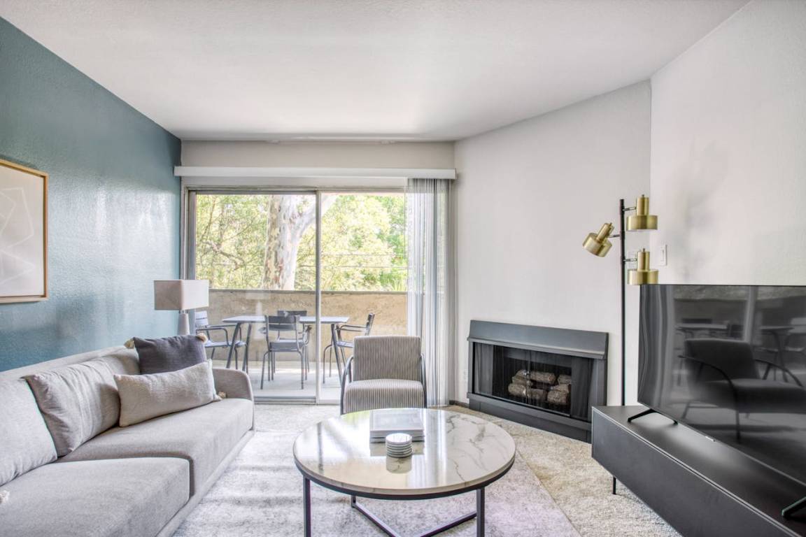 79 M² Apartment ∙ 2 Bedrooms ∙ 4 Guests - Pasadena, CA