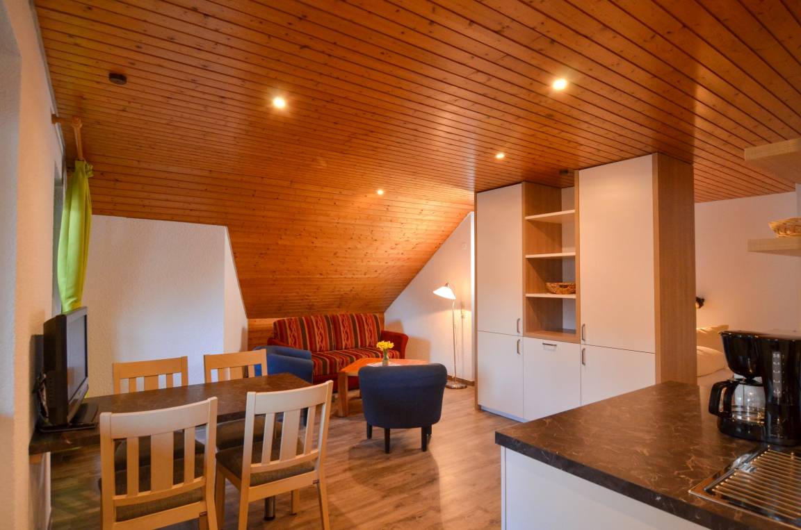 37 M² Ferienwohnung ∙ 1 Schlafzimmer ∙ 3 Gäste - Notschrei
