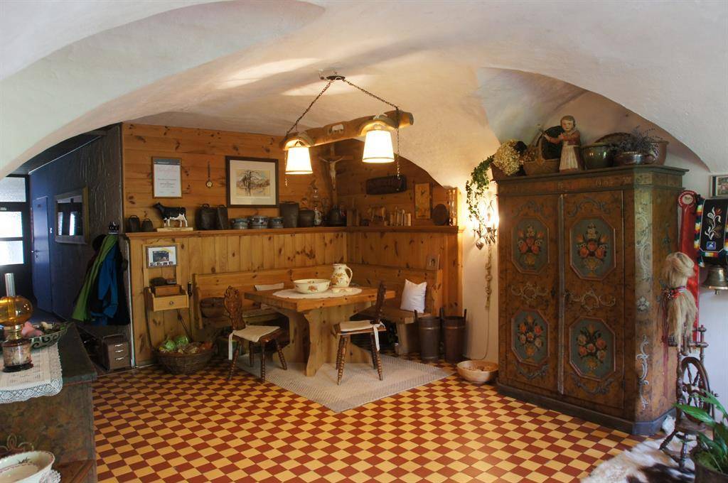 Hotel ∙ 1 Bedroom ∙ 2 Guests - Hall in Tirol