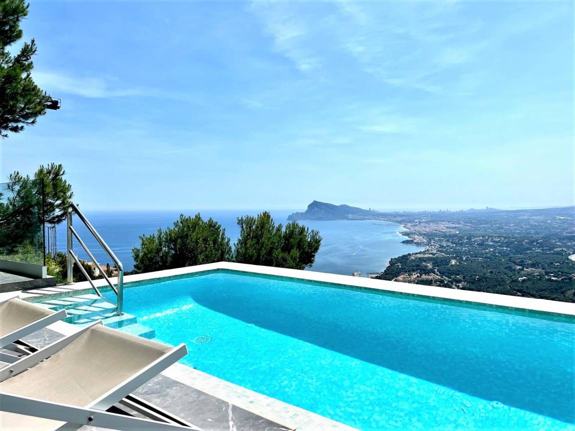 160 M² House ∙ 4 Bedrooms ∙ 8 Guests - Altea