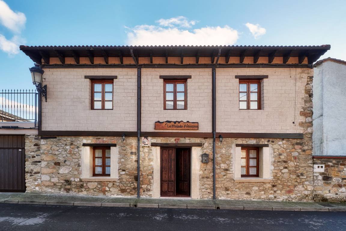 252 M² Casa ∙ 5 Habitaciones ∙ 10 Huéspedes - Guardo