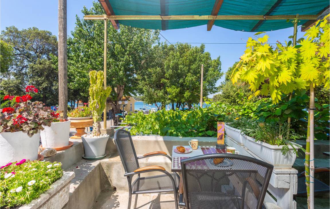 38 M² Apartment ∙ 2 Guests - Punat