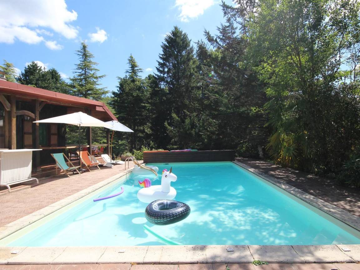 16 M² Chambre D'hôtes ∙ 1 Chambre ∙ 2 Personnes - Cosne-Cours-sur-Loire