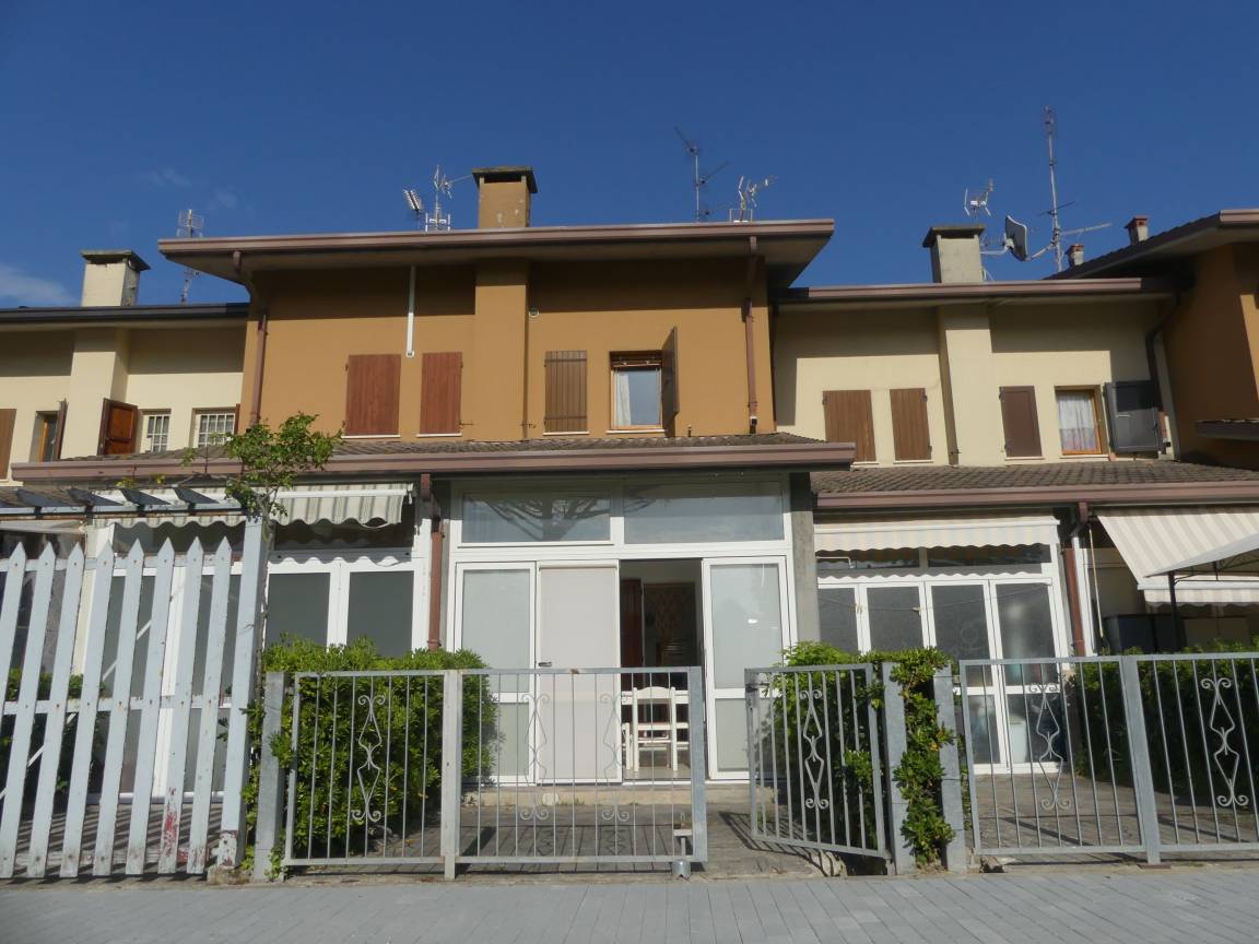 73 M² Ferienhaus ∙ 3 Schlafzimmer ∙ 7 Gäste - Ravenna