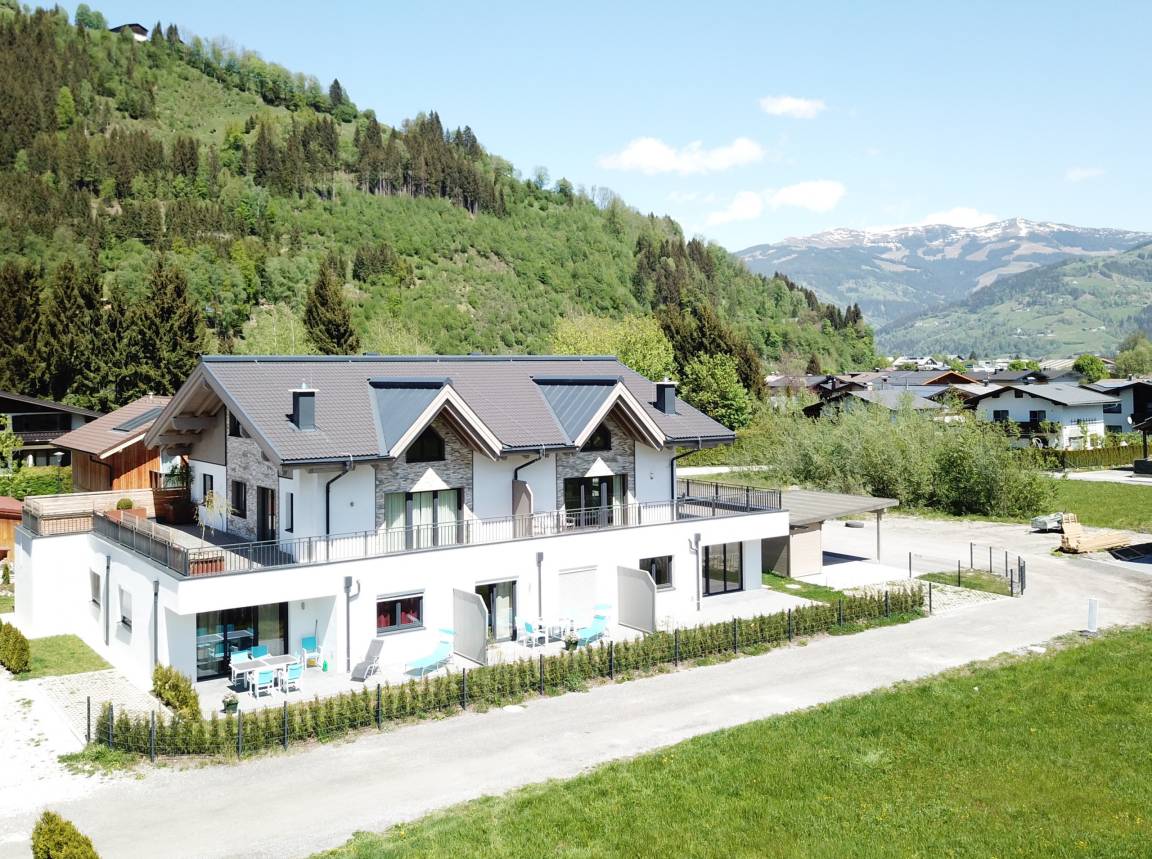84 M² Apartment ∙ 2 Bedrooms ∙ 8 Guests - Zell am See
