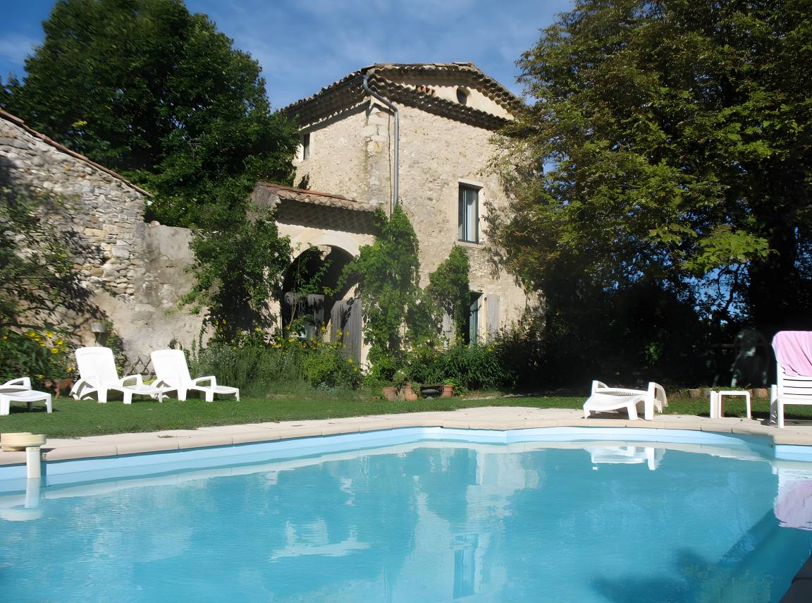 90 M² Apartment ∙ 2 Bedrooms ∙ 4 Guests - Montélimar