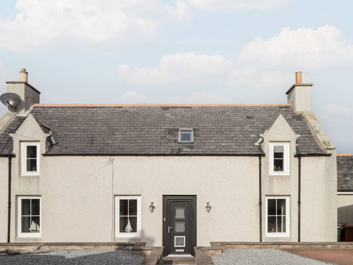 Cottage ∙ 3 Bedrooms ∙ 6 Guests - Moray