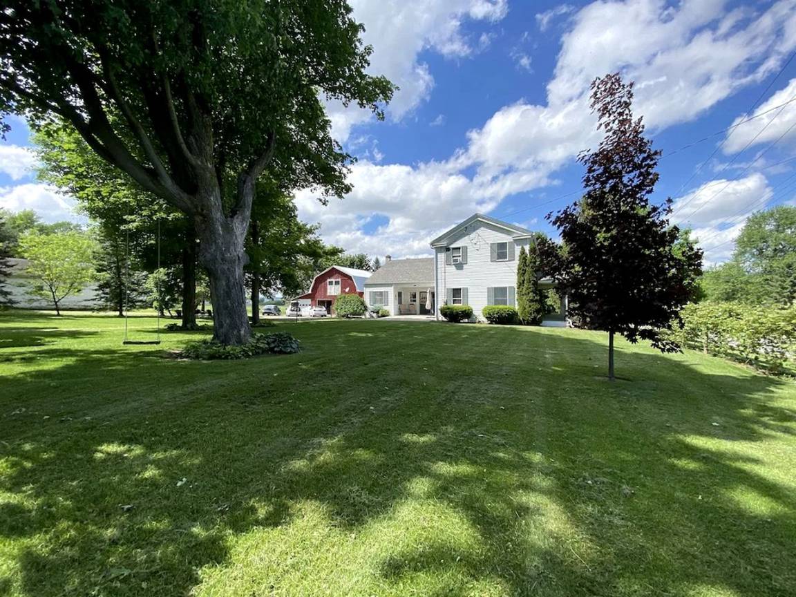 House ∙ 4 Bedrooms ∙ 8 Guests - Seneca Lake, NY