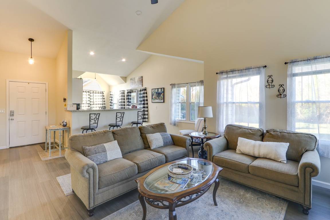 185 M² Apartment ∙ 2 Bedrooms ∙ 8 Guests - Wichita State University, Wichita