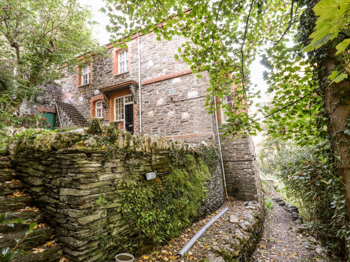 Cottage ∙ 4 Bedrooms ∙ 8 Guests - Crackington Haven