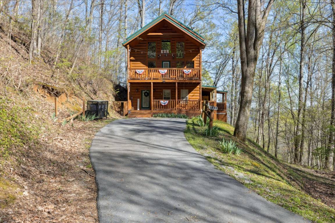 190 M² Apartment ∙ 3 Bedrooms ∙ 9 Guests - Townsend, TN