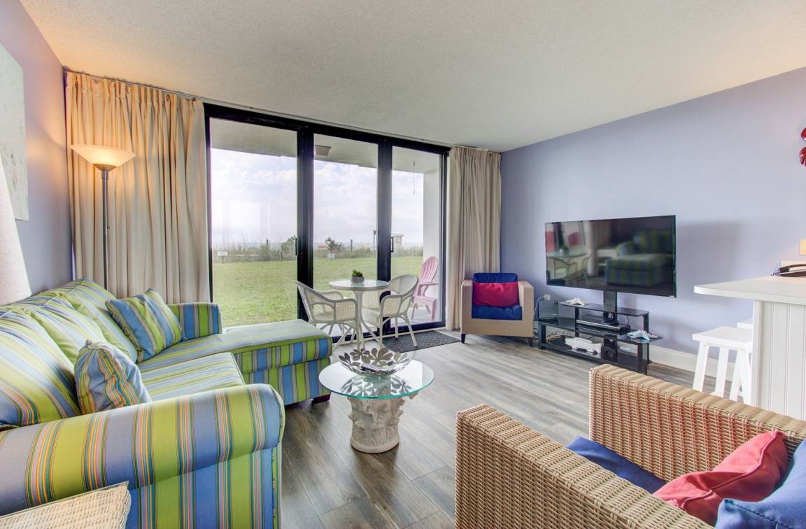 Condo ∙ 1 Bedroom ∙ 4 Guests - Kure Beach, NC