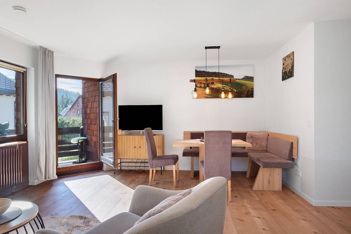 47 M² Ferienwohnung ∙ 1 Schlafzimmer ∙ 4 Gäste - Titisee-Neustadt